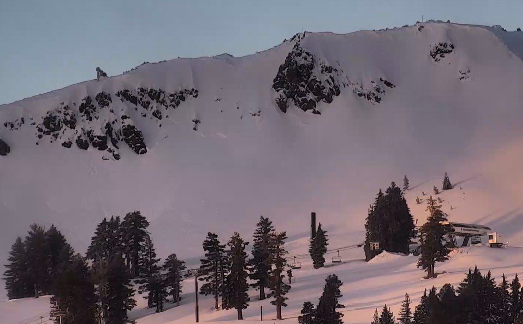 Fresh Snow & Cold Air - Palisades Tahoe at Lake Tahoe